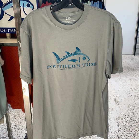 Southern Tide | Shirts | Southern Tide Rising Skipjack Tshirt | Poshmark